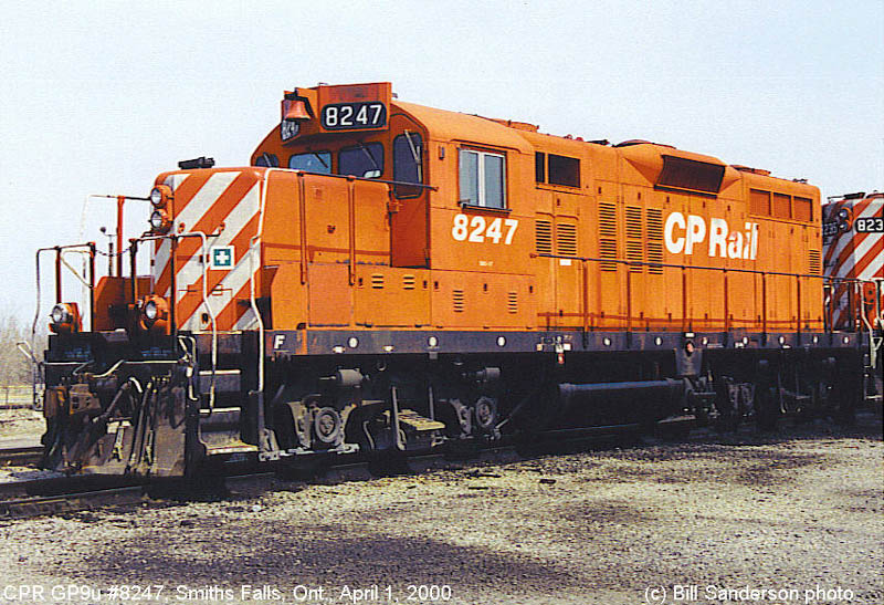 GP9u 8247